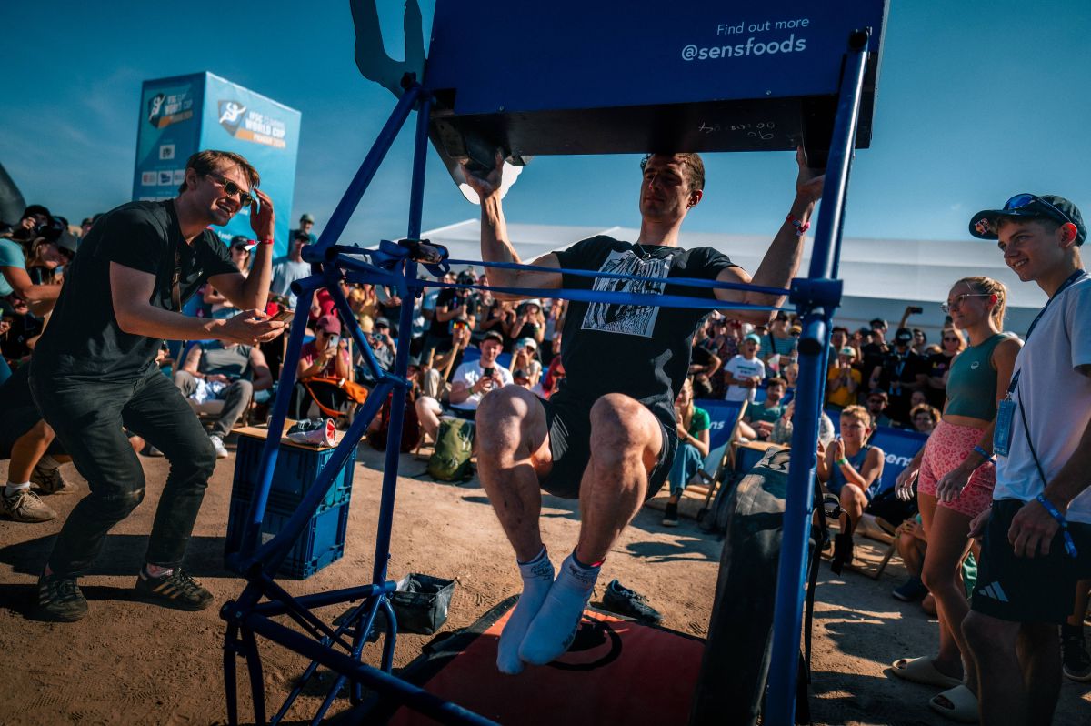Power-pinch CHALLENGE by SENS with Toby and Jana! | Adam Ondra